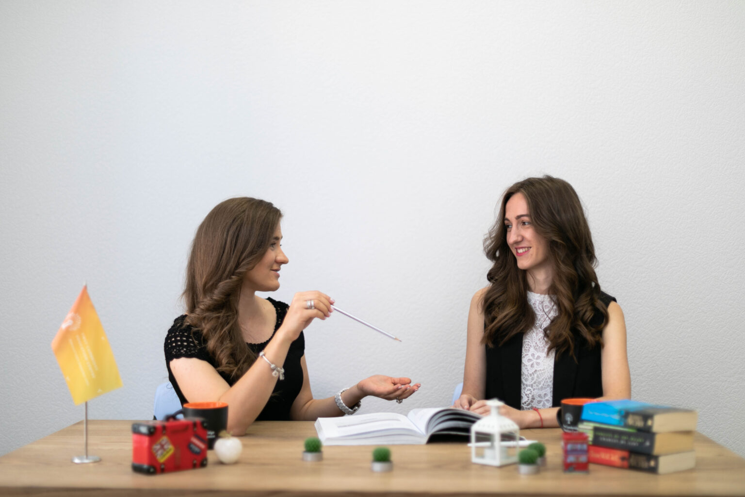 80+ linking words and phrases for IELTS Speaking